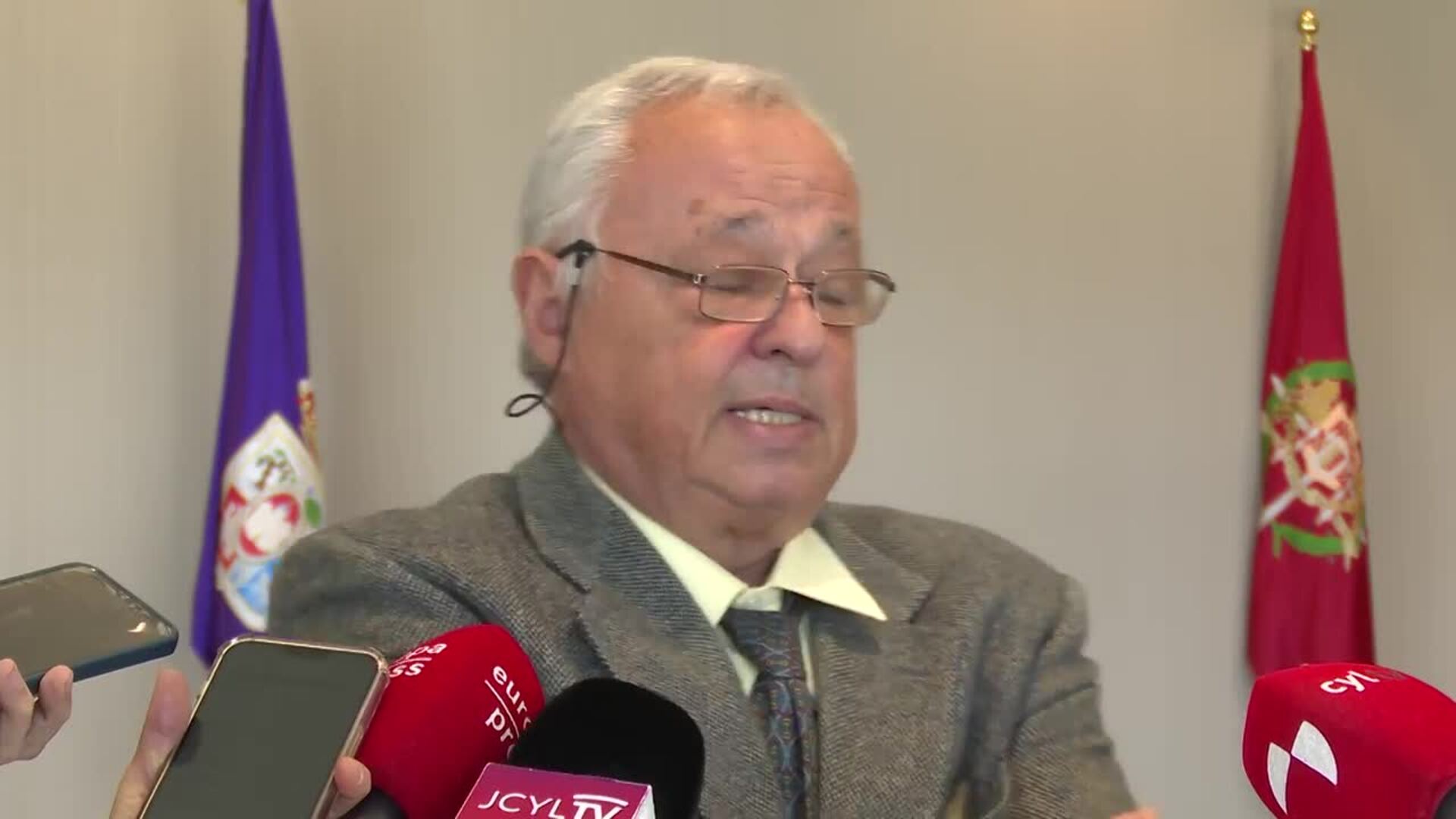 Santonja afirma que un jurado de "máximo nivel" otorgó el premio a ...