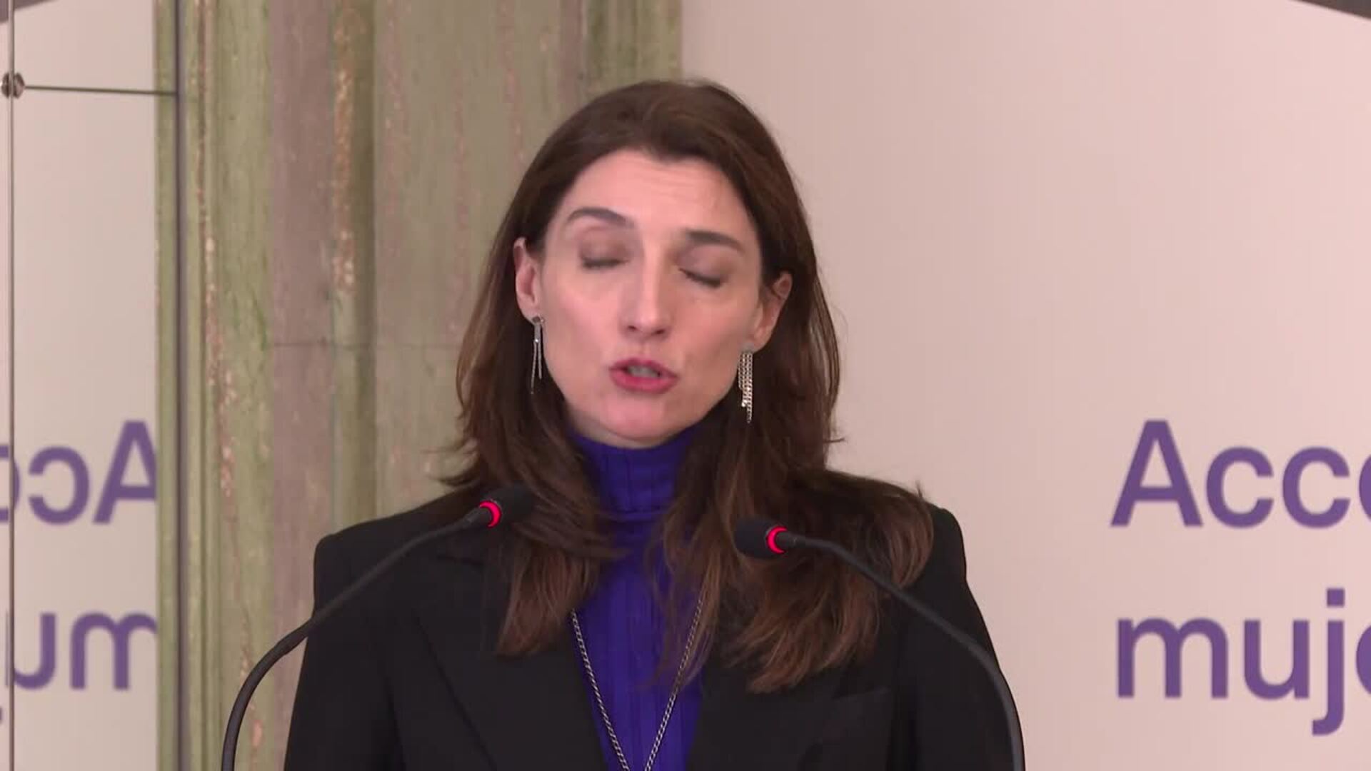 Llop pide a los LAJ que formulen "nuevas propuestas" y asegura que las ...