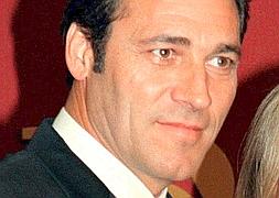 Encuentran muerto al actor José Conde unas jóvenes que hacían botellón ...